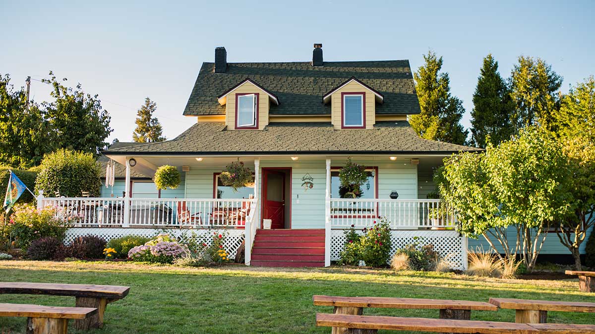 Plumper Farms in Portland, OR - Pumpkin Patch, Trees, & Events
